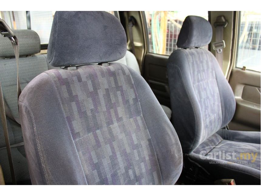 Isuzu Invader 1997 2.8 in Negeri Sembilan Manual Pickup Truck Gold for ...