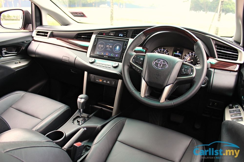 Review: Toyota Innova 2.0X– Crossover Meets MPV - Reviews | Carlist.my