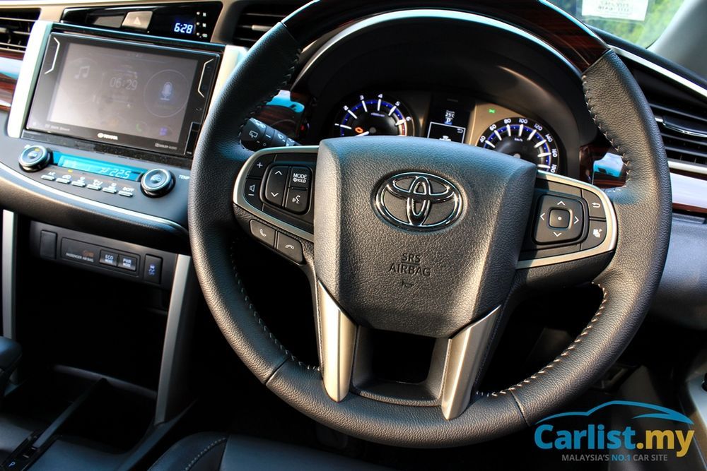 Review: Toyota Innova 2.0X– Crossover Meets MPV - Reviews | Carlist.my