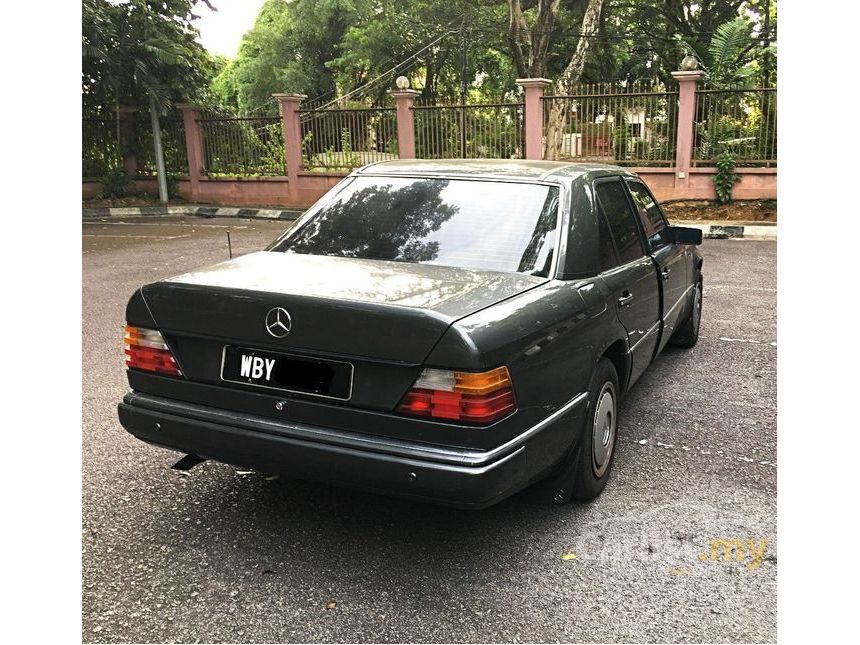 Mercedes-Benz 200E 1990 Masterpiece 2.0 in Kuala Lumpur Automatic Sedan ...