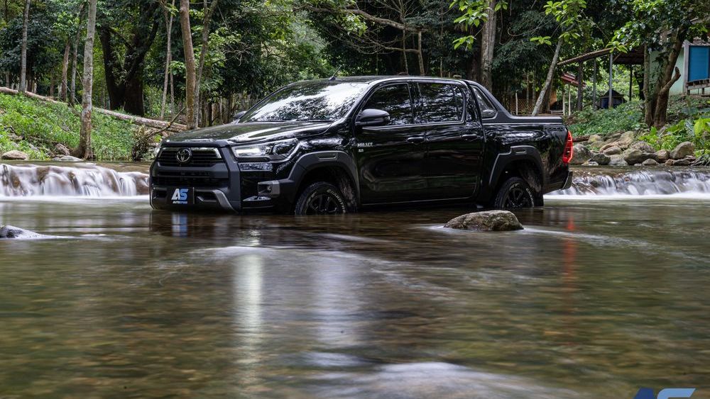 รีวิว Toyota Hilux Revo Rocco 2020 แรง นุ่ม ปลอดภัย - รีวิวรถยนต์