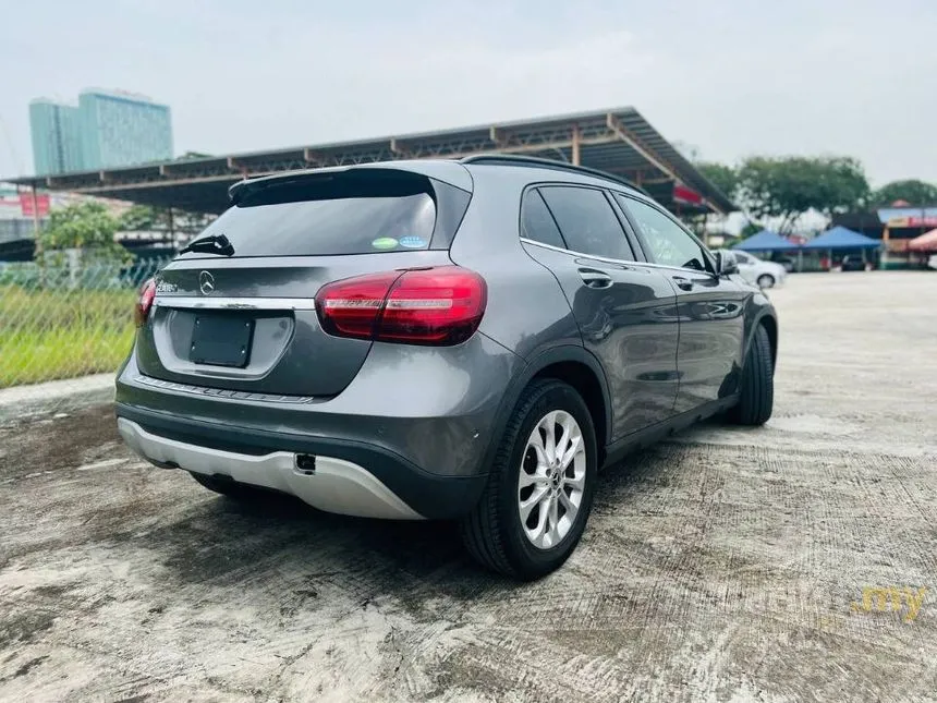 Recon 2017 Mercedes-Benz GLA180 1.6 AMG SUV - Carlist.my