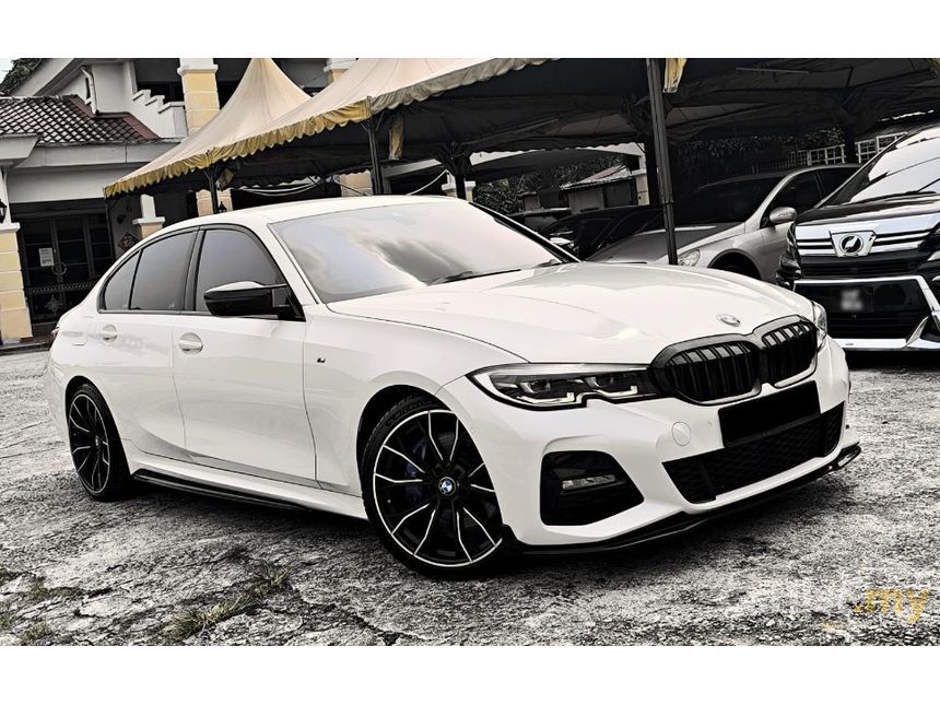 Used 2022 BMW 330i 2.0 M Sport Sedan - Carlist.my