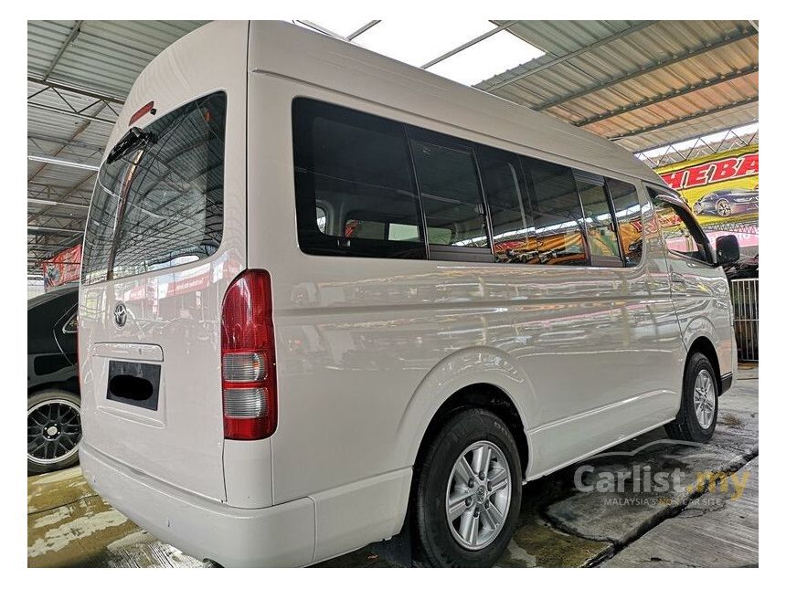 Used 2013 Toyota Hiace 2.7 Window Van Tip Top Condition - Carlist.my