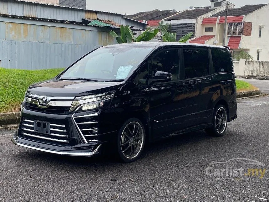 Recon 2020 Toyota Voxy 2.0 ZS Kirameki Modellisa Bodykit Sunroof Moonroof - Carlist.my