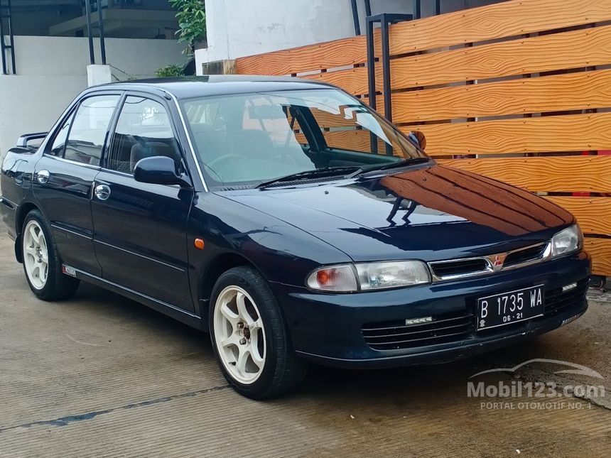 Jual Mobil Mitsubishi Lancer 1996 1.6 di Jawa Barat Manual Sedan Biru ...