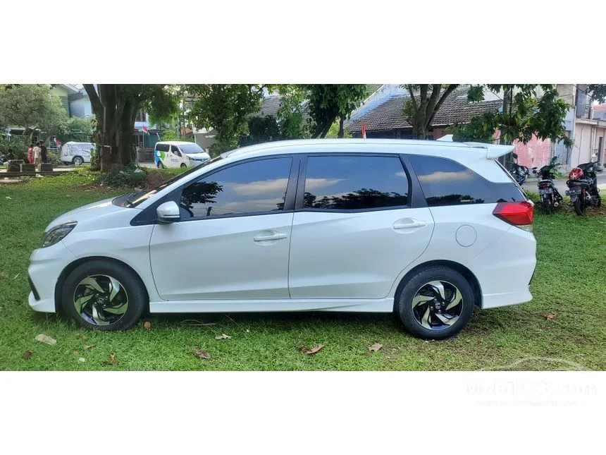 Jual Mobil Honda Mobilio 2016 RS 1.5 di Jawa Barat Automatic MPV Putih ...