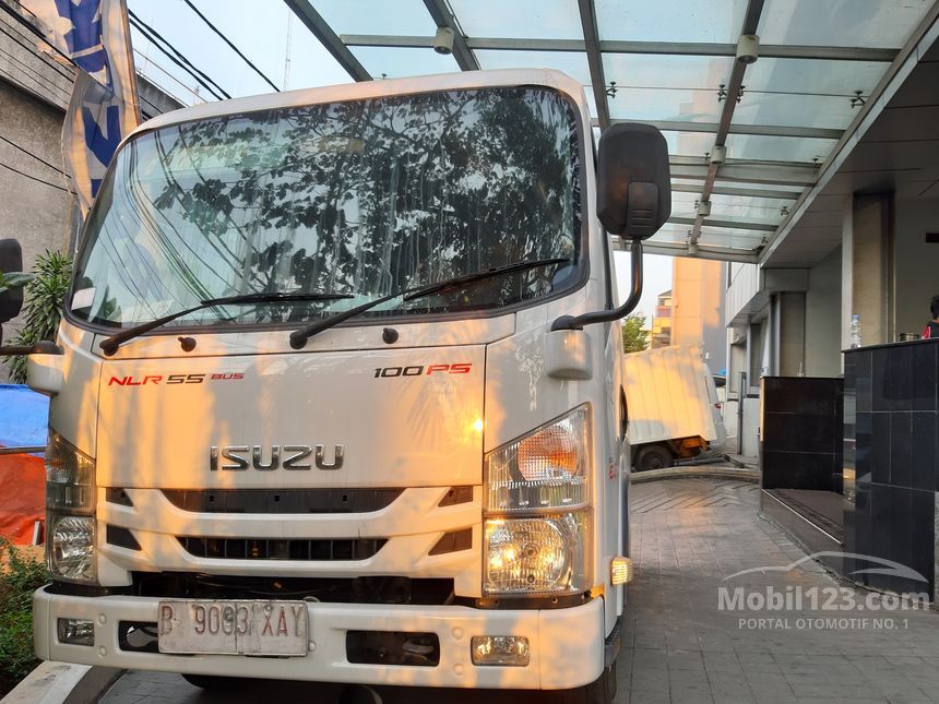 Jual Mobil Isuzu Elf 2019 2.8 di DKI Jakarta Manual Minibus Putih Rp 345.000.000 - 7000416 ...