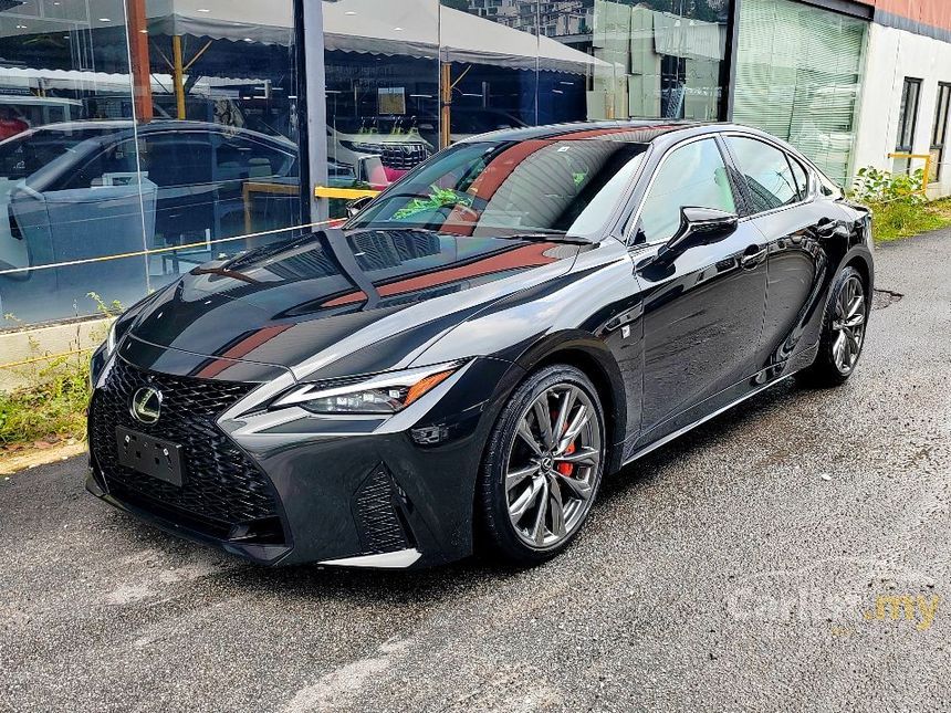 Recon Original mileage 12k KM only - 2022 Lexus IS300 2.0cc Turbo F ...