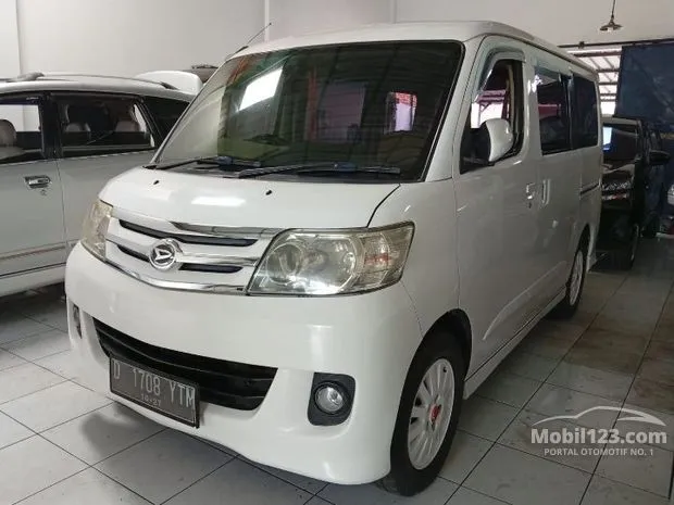 Jual Van Bekas di Indonesia Harga Murah, Kondisi Terbaik | Mobil123