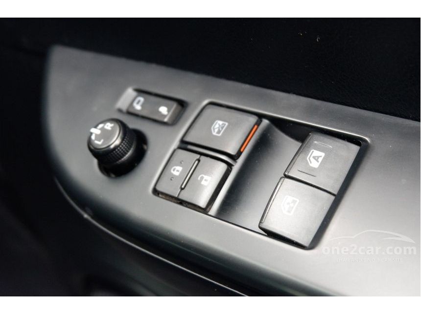 Toyota Hilux Revo 2015 J Plus 2.4 in กรุงเทพและปริมณฑล Manual Pickup สี ...