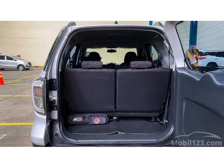 Jual Mobil Toyota Rush 2017 TRD Sportivo 1.5 di Jawa Barat Manual SUV ...