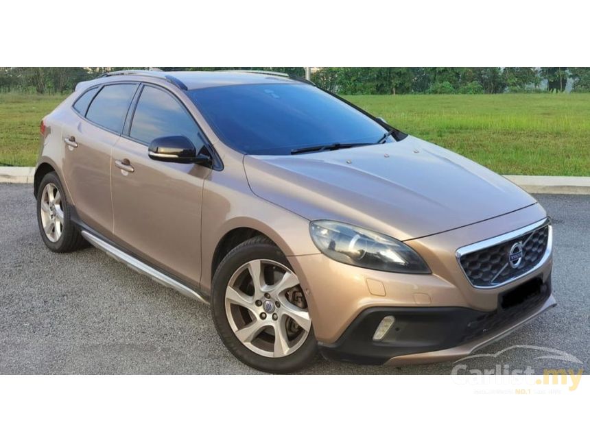 Used Volvo V40 T5 2.0(A)TURBO CROSS COUNTRY PREMIUM SPORTY LIMITED ...