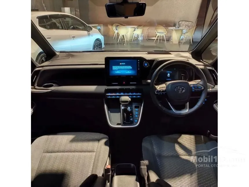 Jual Mobil Toyota Voxy 2022 2.0 di DKI Jakarta Automatic Van Wagon ...
