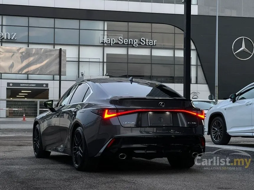 Recon 2021 Lexus IS300 2.0 F Sport Sedan Mode Black Version, Rare Color ...