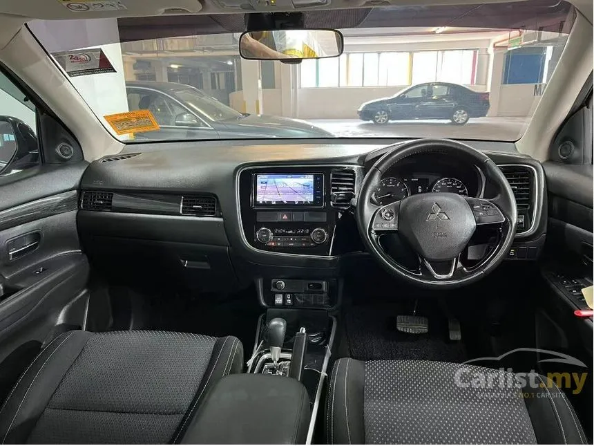 Mitsubishi Outlander 2017 2.0 in Kuala Lumpur Automatic SUV Maroon for ...