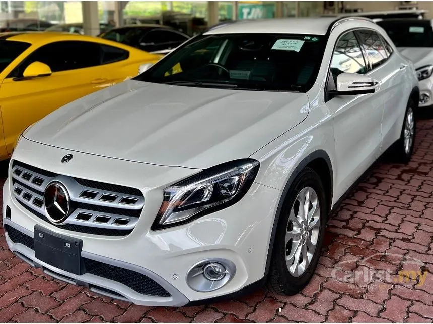 Recon 2017 Mercedes-Benz GLA180 1.6 AMG SUV - Carlist.my