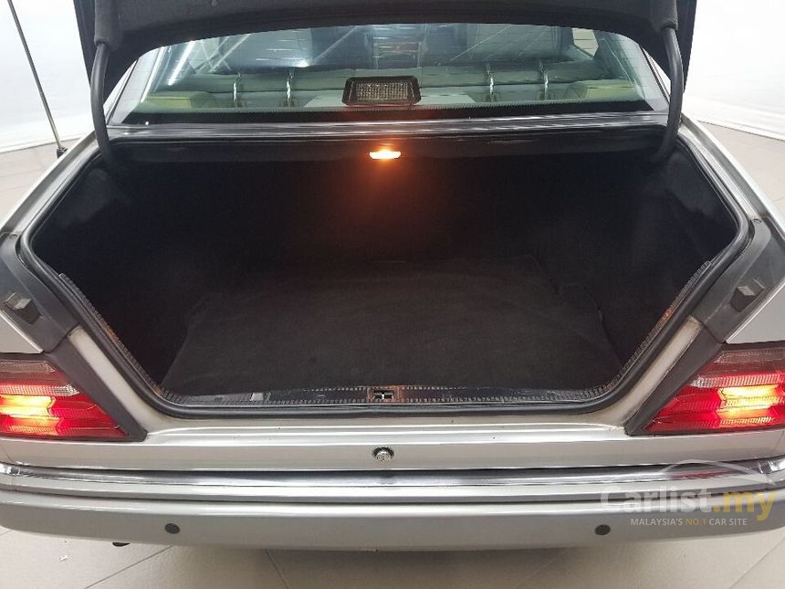 Used 1992/1997 MERCEDES BENZ E230 2.3 (A) MASTERPIECE - JAPAN SPEC ...