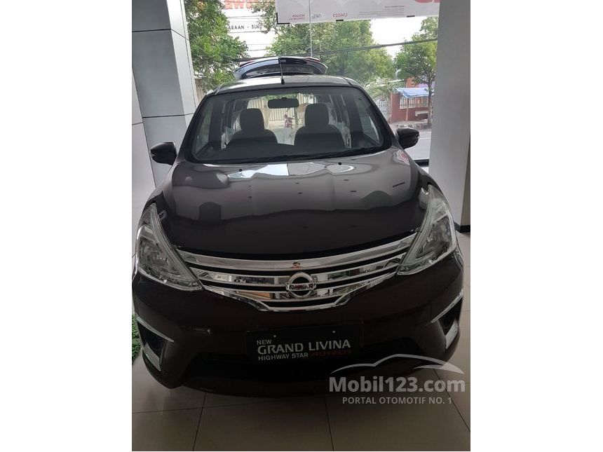 Jual Mobil Nissan Grand Livina 2018 XV Highway Star 1.5 di Jawa Timur ...