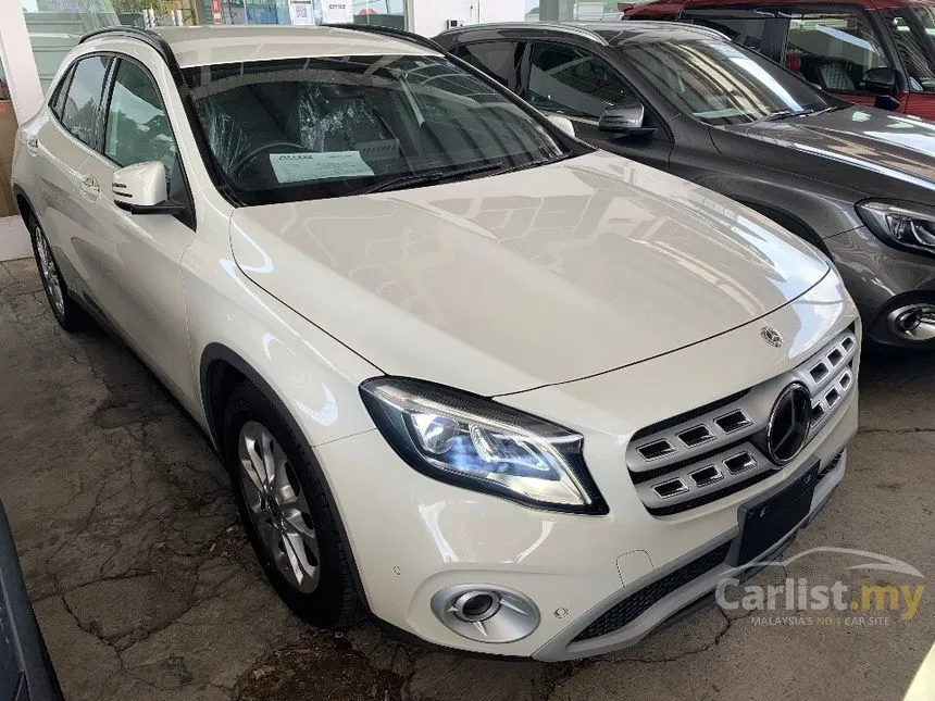 Recon 2017 Mercedes-Benz GLA180 1.6 AMG SUV - Carlist.my