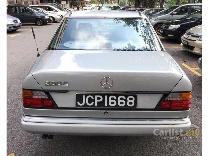 Mercedes-Benz 260E 1992 2.6 in Selangor Automatic Sedan Silver for RM ...