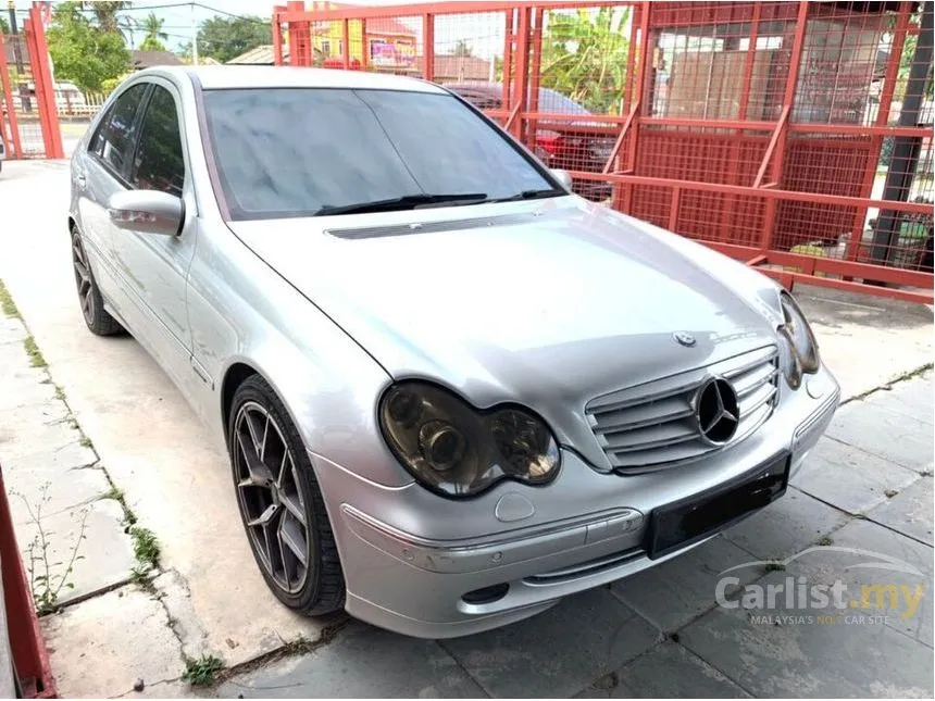 Used 2001 Mercedes-Benz C240 2.6 Classic Sedan - Carlist.my