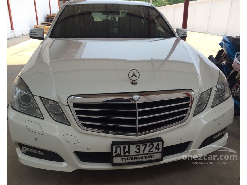 2010 Mercedes-Benz E300 3.0 W212 (ปี 10-16) Avantgarde Sports Sedan AT for sale on One2car