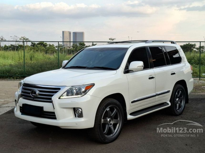 Jual Mobil Lexus LX 570 2012 5.7 di DKI Jakarta Automatic SUV Putih Rp ...