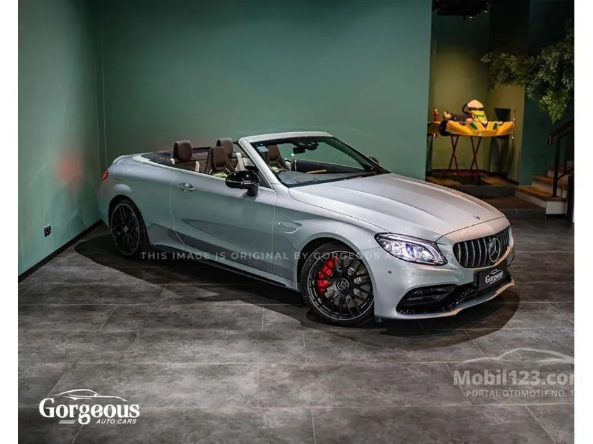 Jual Mobil Mercedes-Benz C63 AMG 2023 S AMG Final Edition 4.0 di DKI ...
