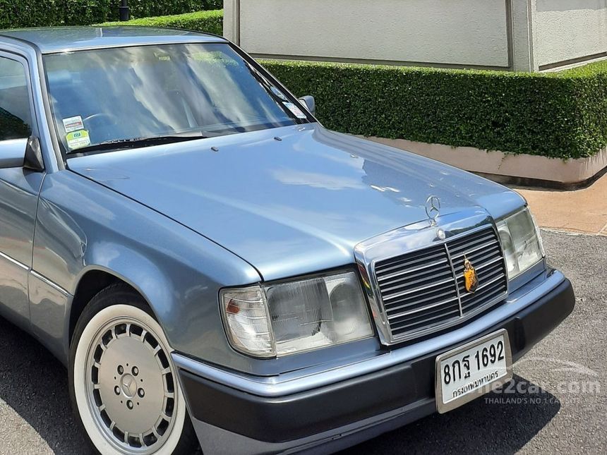 Mercedes-Benz 300E 1992 3.0 in กรุงเทพและปริมณฑล Automatic Sedan สีฟ้า ...