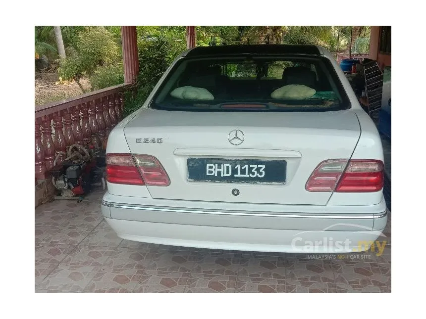Used 2000 Mercedes-Benz E240 2.4 Avantgarde Sedan - Carlist.my