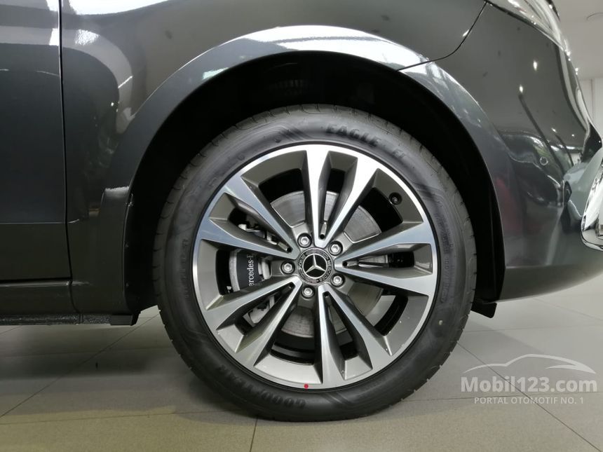 Jual Mobil Mercedes-Benz V260 2020 Avantgarde 2.0 di DKI Jakarta ...
