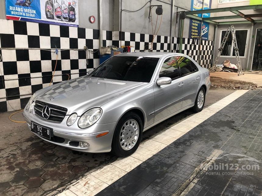 Jual Mobil Mercedes-Benz E260 2004 E260 2.6 di Jawa Barat Automatic ...