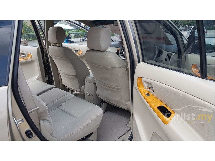 Toyota Innova 2010 G 2.0 in Kuala Lumpur Automatic MPV Brown for RM ...