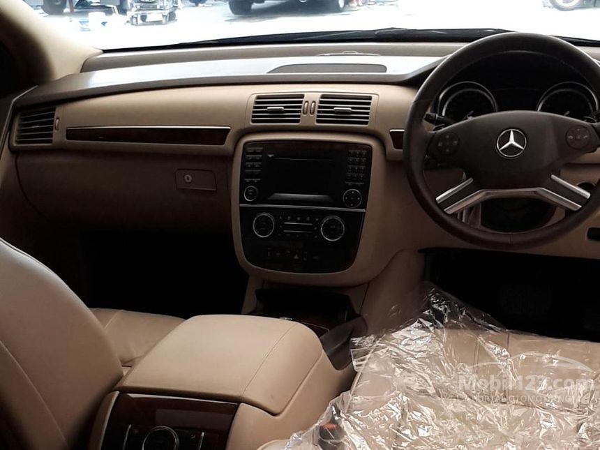 Jual Mobil Mercedes-Benz R300 L 2010 V251 3.0 di DKI Jakarta Automatic ...