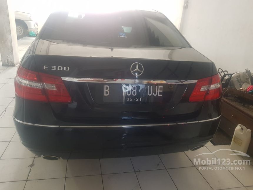 Jual Mobil Mercedes-Benz E300 2011 Elegance 3.0 di DKI Jakarta ...