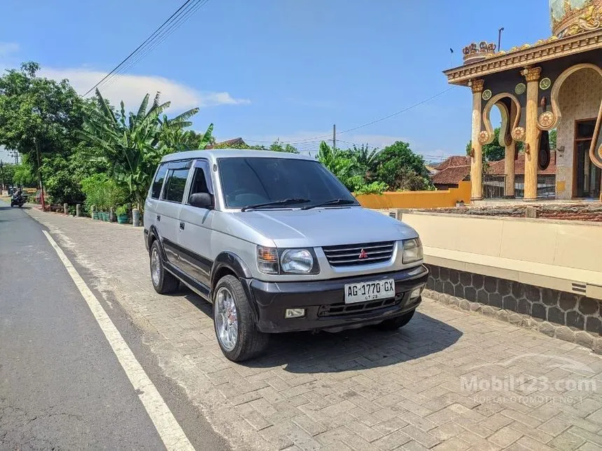 Jual Mobil Mitsubishi Kuda 2000 GLS 2.5 di Jawa Timur Manual MPV Silver ...