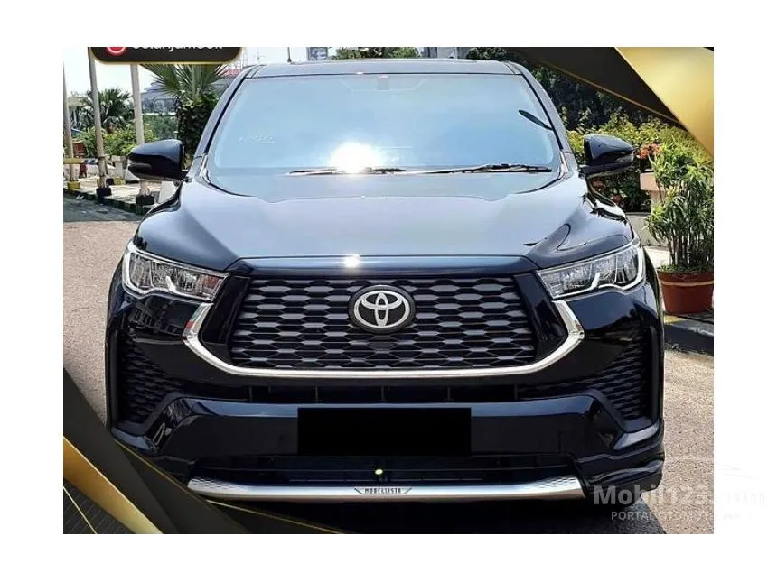 Jual Mobil Toyota Kijang Innova Zenix 2023 V HV Modellista 2.0 di DKI ...