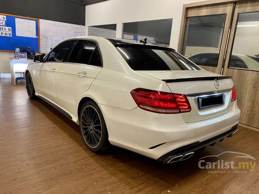 Mercedes-Benz E300 2010 Avantgarde 3.0 in Johor Automatic Sedan White ...