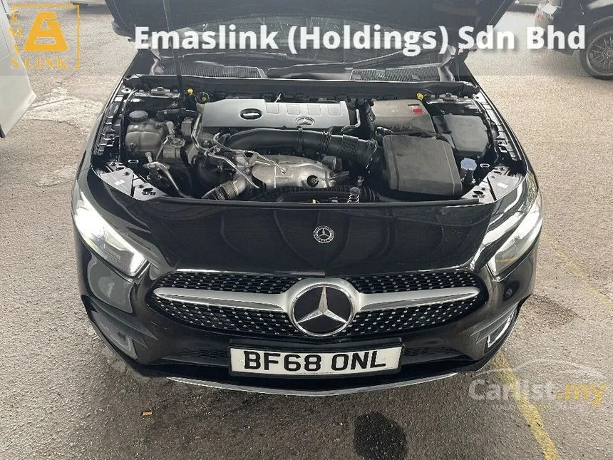 Recon 2018 Mercedes-Benz A250 2.0 AMG Line Hatchback Turbo Push Start Engine Paddle Shift Camera ...