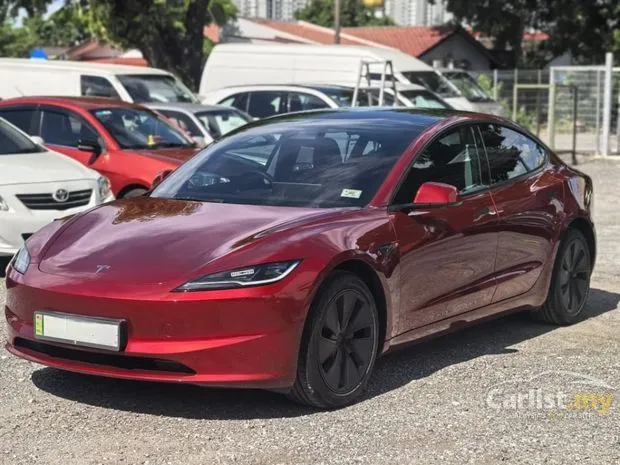 TESLA Penang Less than 70000km Electric - Carlist.my