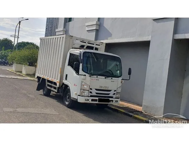 Jual Isuzu Elf Truck Bekas di Banten Harga Kredit Murah | Mobil123