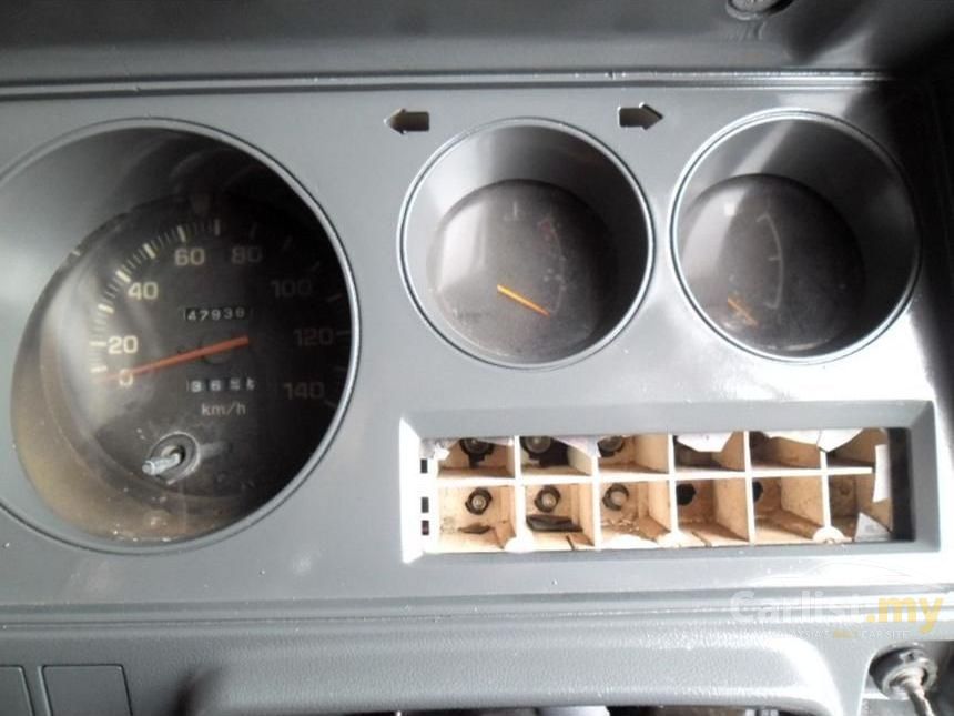 Used 1994 - Toyota Dyna Hi-Ace LH80R-MDB3 - Carlist.my