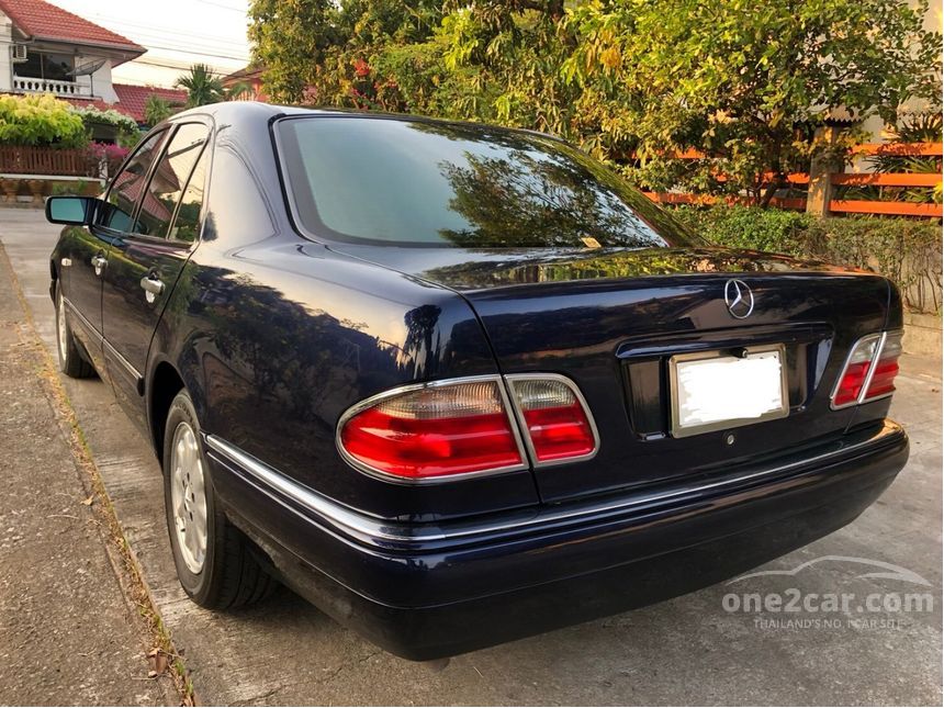 Mercedes-Benz E230 1997 Elegance 2.3 in กรุงเทพและปริมณฑล Automatic ...