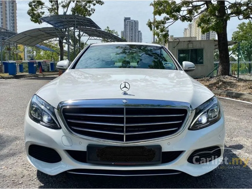 Mercedes-Benz C200 2016 AMG 2.0 in Selangor Automatic Sedan White for ...