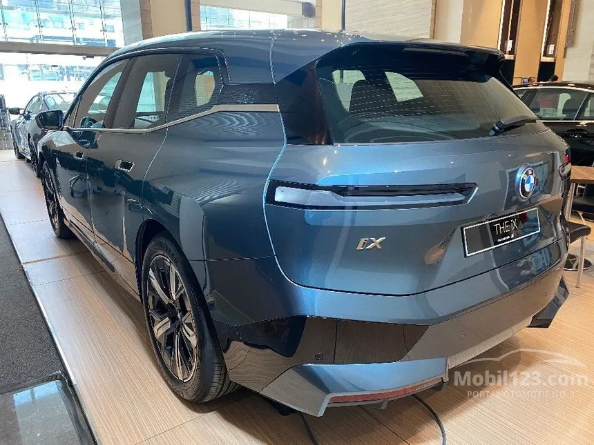 Jual Mobil BMW iX 2023 xDrive40 Sport di DKI Jakarta Automatic Wagon ...