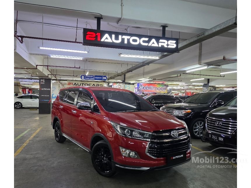 Jual Mobil Toyota Kijang Innova 2020 Venturer 2.0 di DKI Jakarta ...