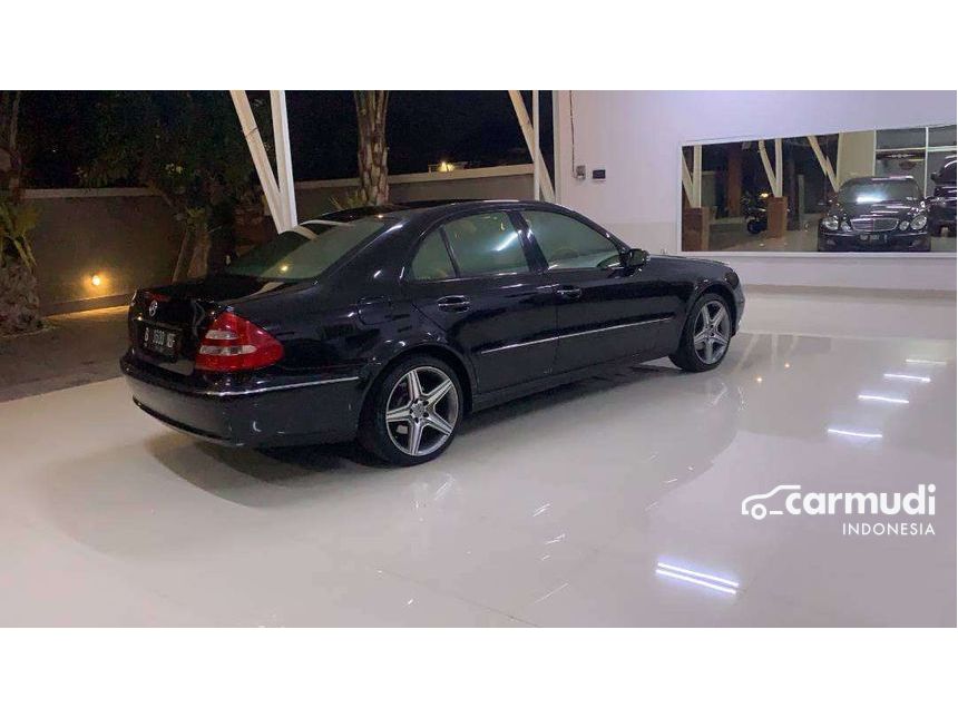 Mercedes-Benz E260 2005 W211 2.6 V6 2.6 in Bali Automatic Black for Rp ...