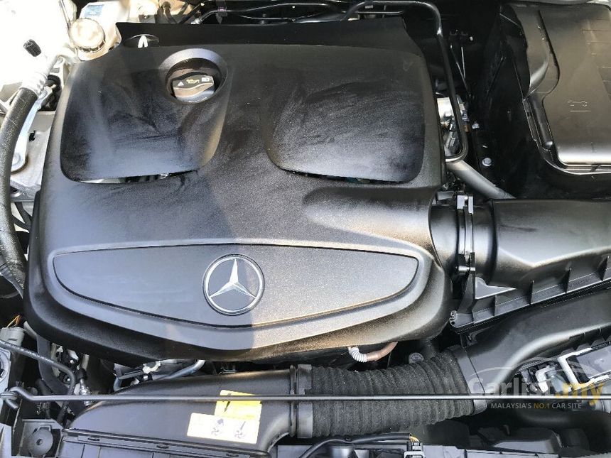 Mercedes-Benz CLA180 2017 AMG 1.6 in Kuala Lumpur Automatic Coupe White ...