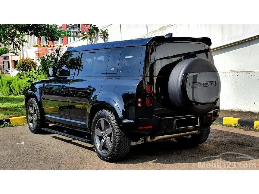 Jual Mobil Land Rover Defender 2020 110 P300 SE 2.0 di DKI Jakarta ...